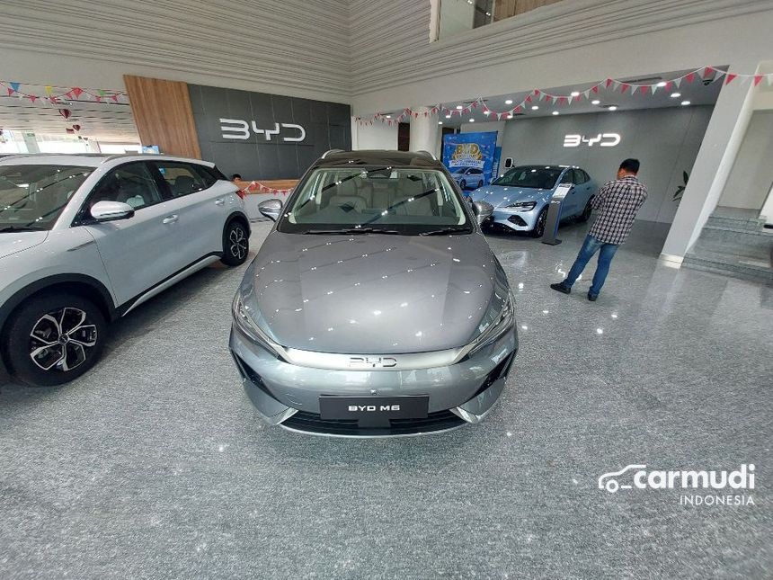 BYD M6 2024 EV Superior in DKI Jakarta Automatic Wagon Grey for Rp 419.000.000 - 15506777 ...