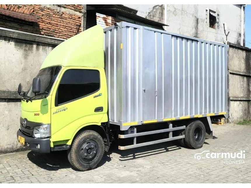 Jual Mobil Hino Dutro 2022 136 HD 4.0 di DKI Jakarta Manual Trucks ...