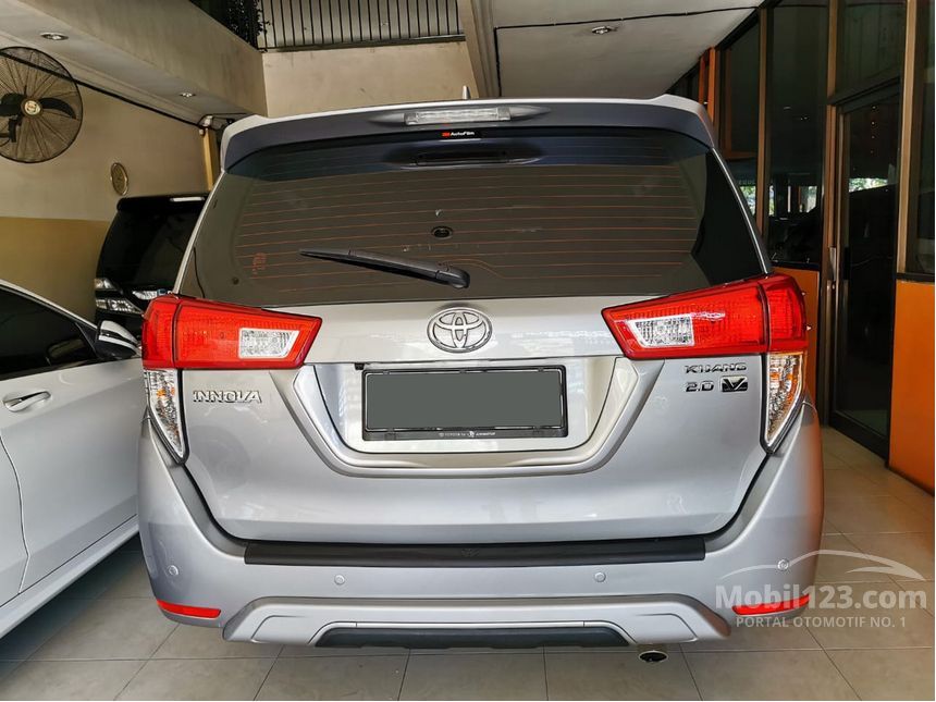 Jual Mobil Toyota Kijang Innova 2019 V 2.0 di Jawa Timur Manual MPV ...