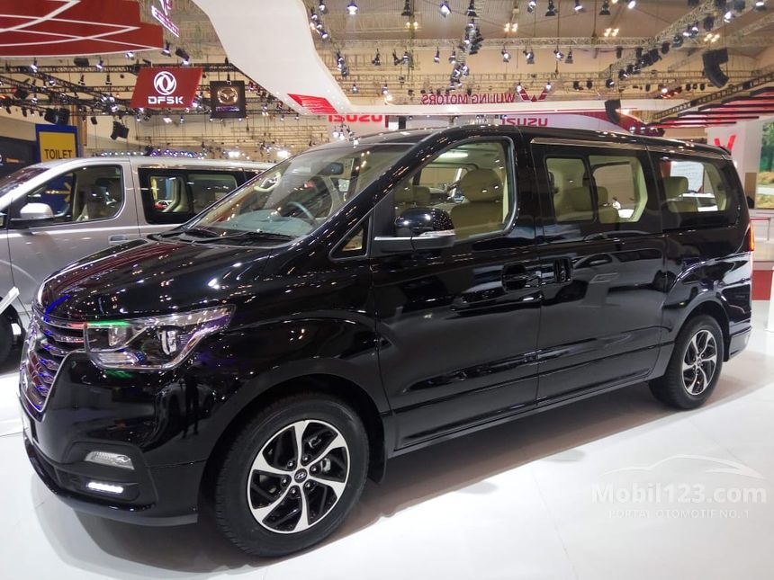 Jual Mobil Hyundai H-1 2018 Royale 2.5 di DKI Jakarta Automatic MPV ...