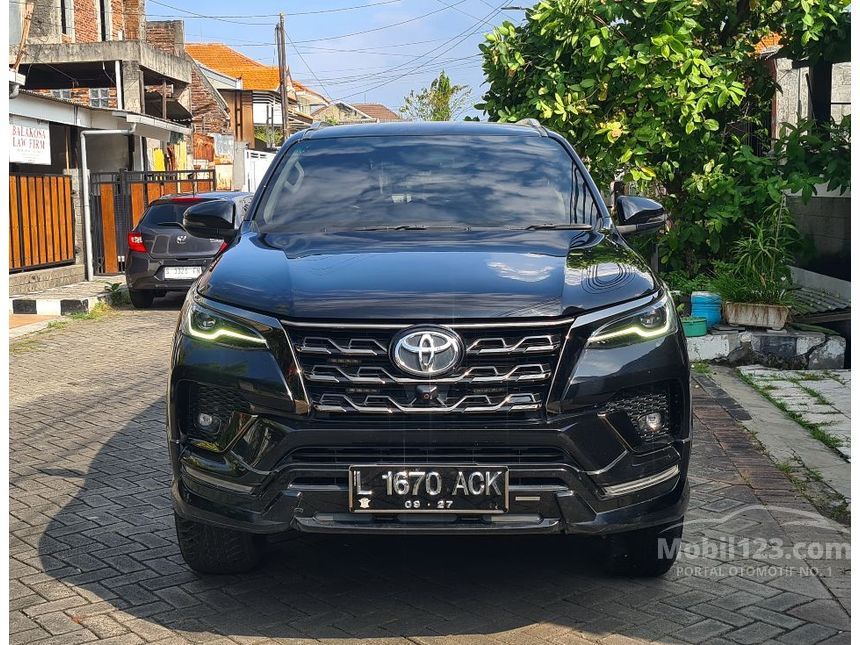 Jual Mobil Toyota Fortuner 2022 GR Sport 4X2 2.8 di Jawa Timur ...