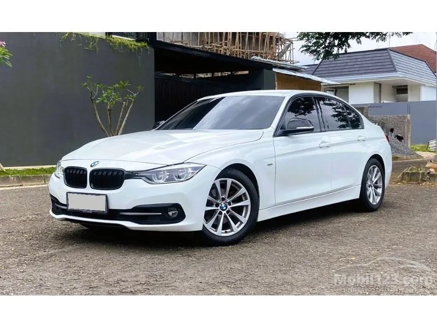 Jual Mobil BMW 320i 2017 Sport 2.0 di DKI Jakarta Automatic Sedan Putih Rp 459.000.000 ...