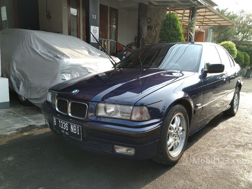 Jual Mobil BMW 320i 1995 E36 2.0 Automatic 2.0 di DKI Jakarta Automatic Sedan Biru Rp 45.500.000 ...