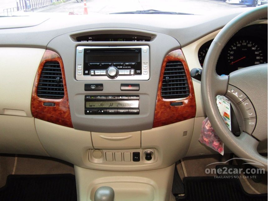 Toyota Innova 2008 V 2.5 in กรุงเทพและปริมณฑล Automatic Wagon สีเงิน ...