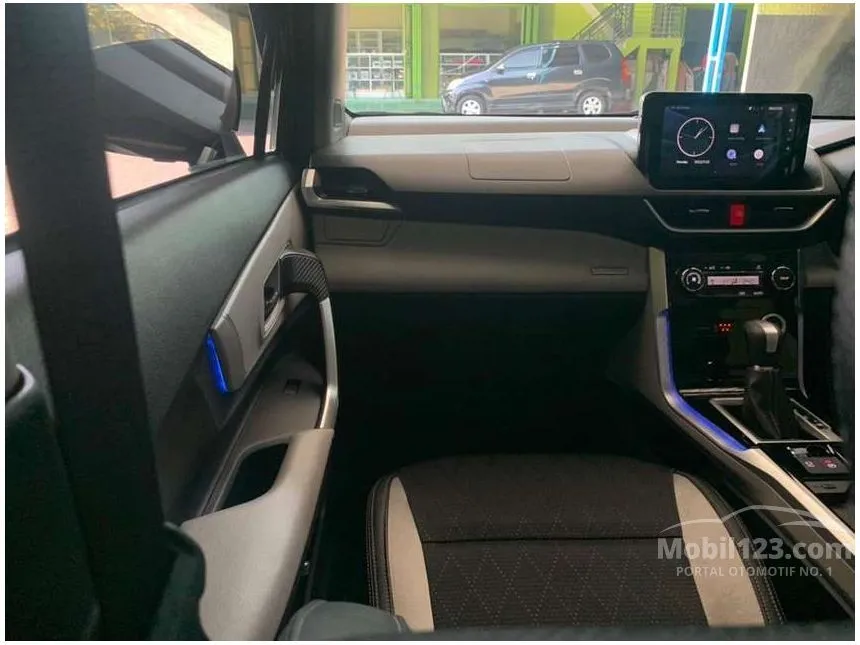 Jual Mobil Toyota Veloz 2022 Q 1.5 di Jawa Tengah Automatic Wagon Hitam ...