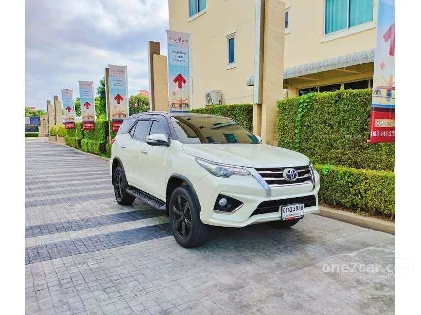 2017 Toyota Fortuner 2.8 (ปี 15-25) TRD Sportivo SUV มือสอง One2car
