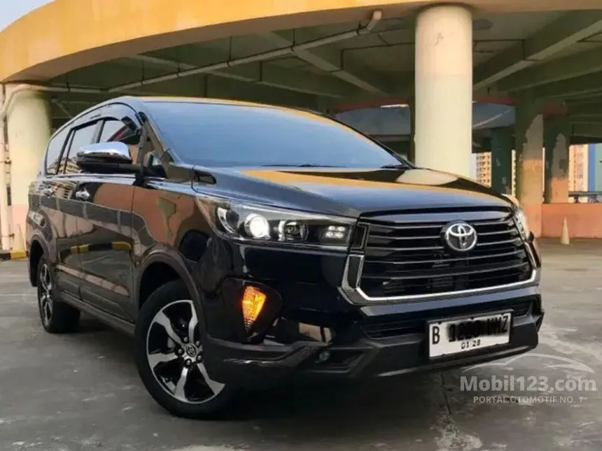 Jual Mobil Toyota Kijang Innova 2021 Venturer 50th Anniversary 2.4 di ...