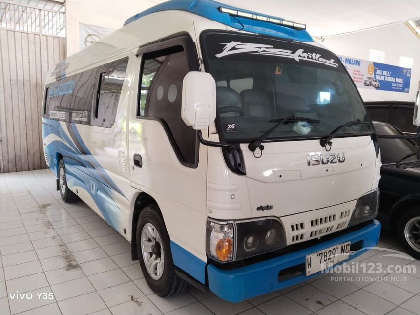 Jual Mobil Isuzu Elf 2013 NHR 55 E Microbus 2.8 di Jawa Timur Manual ...