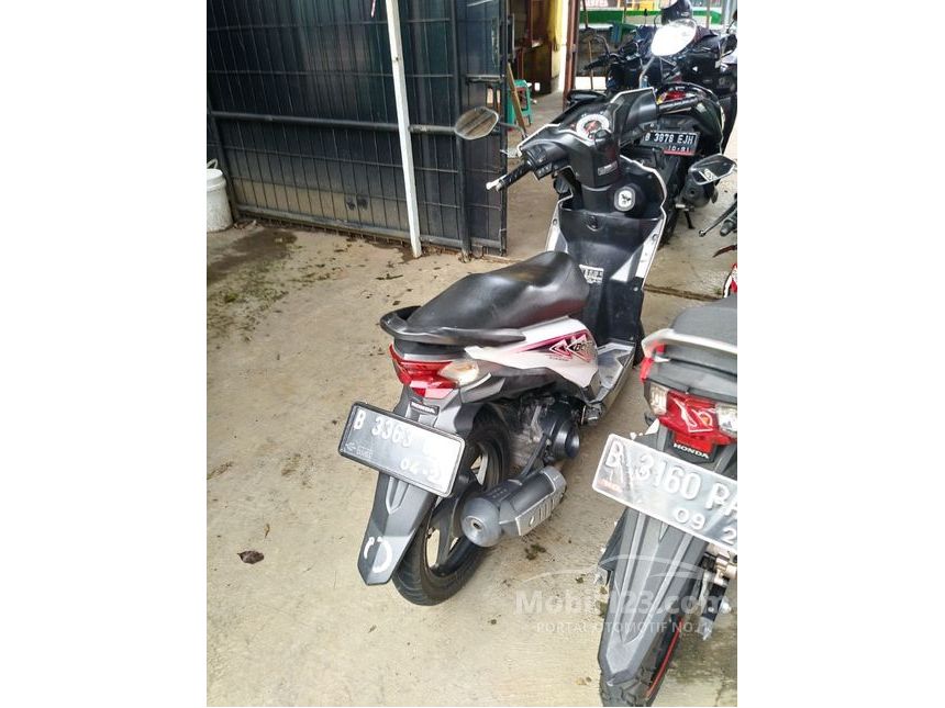 Jual Motor Honda Beat 2014 0.1 di Jawa Barat Automatic Others Putih Rp ...