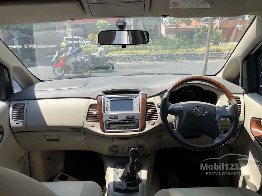 Jual Mobil Toyota Kijang Innova 2013 V 2.0 di Jawa Timur Manual MPV ...