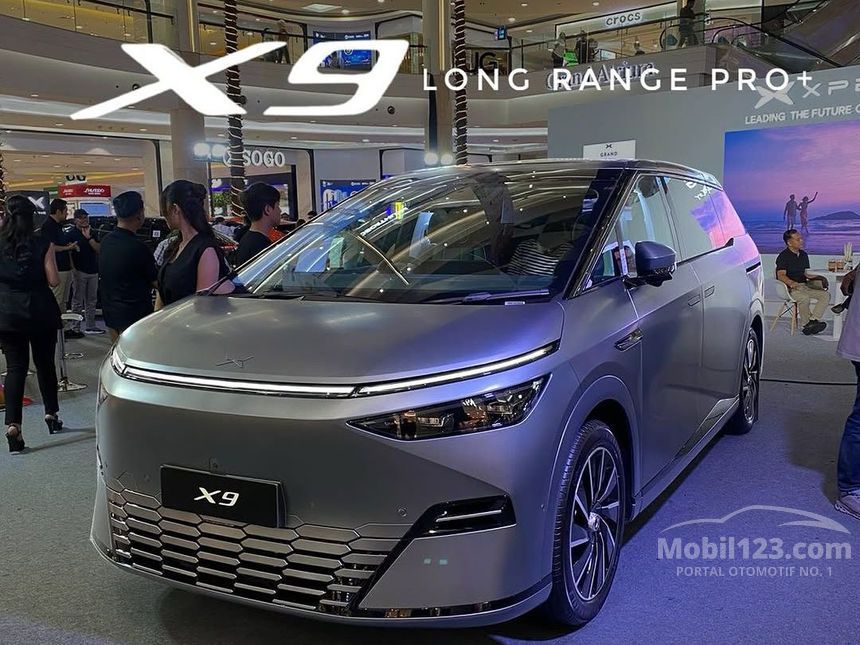 Jual Mobil XPeng X9 2025 Long Range di DKI Jakarta Automatic MPV Abu ...