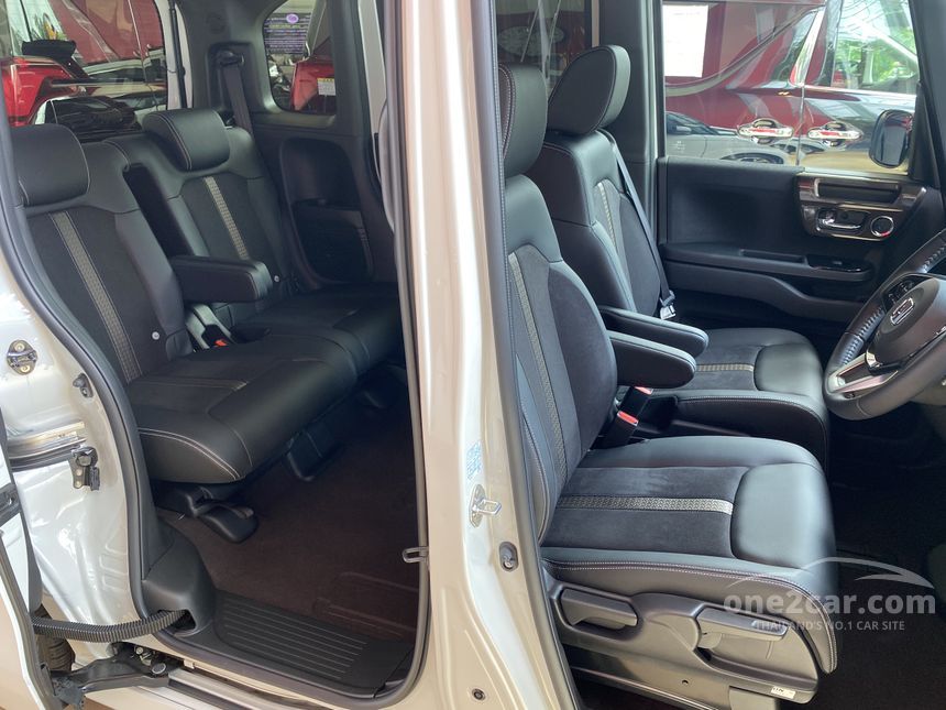 Honda N-BOX 2020 Custom 0.7 in กรุงเทพและปริมณฑล Automatic Hatchback สี ...