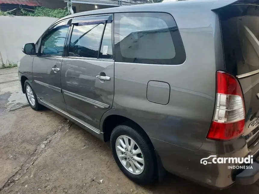 Jual Mobil Toyota Kijang Innova 2011 V Luxury 2.0 di Sumatera Selatan ...