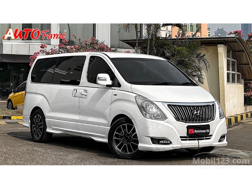 Jual Mobil Hyundai H-1 2018 Royale New Next Generation 2.5 di DKI ...