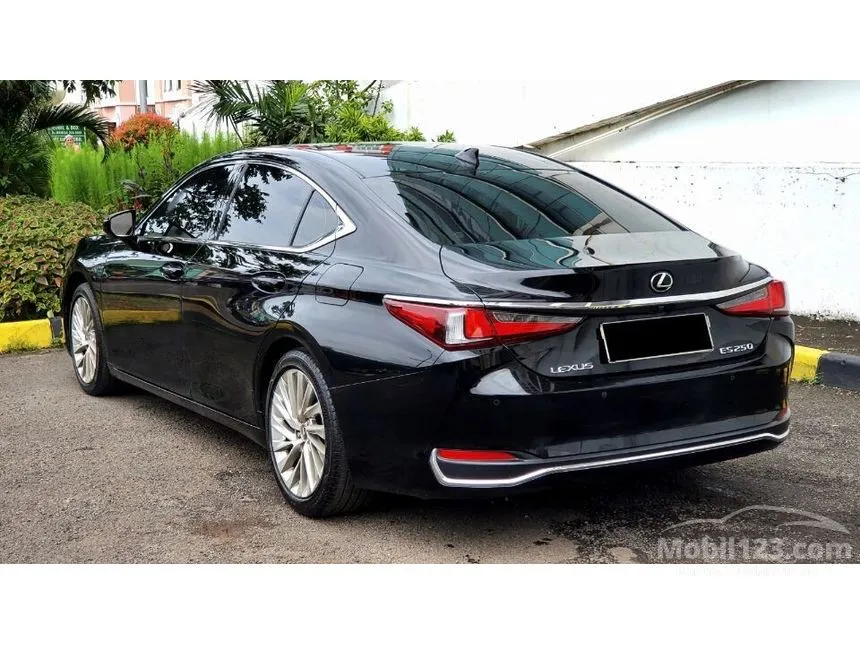 Jual Mobil Lexus ES250 2019 Ultra Luxury 2.5 di DKI Jakarta Automatic Sedan Hitam Rp 795.000.000 ...