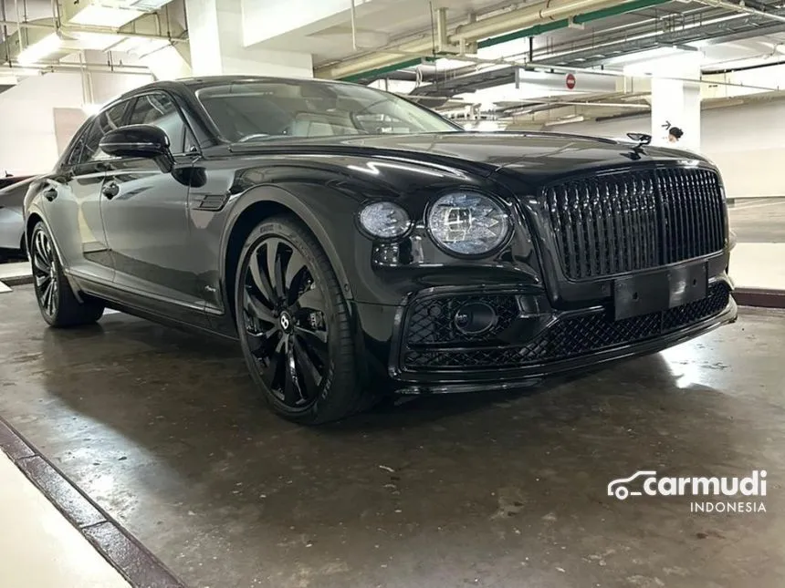 Bentley Flying Spur 2023 V8 Azure 4.0 in DKI Jakarta Automatic Sedan ...