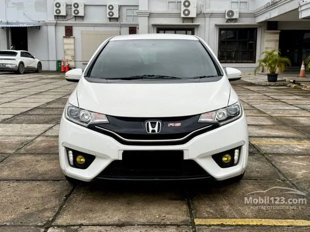 Jual Mobil Bekas Honda jazz 2017 di Indonesia Harga Kredit Murah | Mobil123