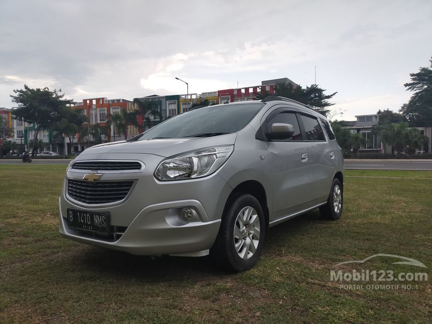 Jual Mobil Chevrolet Spin 2013 LTZ 1.5 di Banten Automatic SUV Silver ...