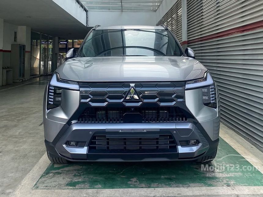 Jual Mobil Mitsubishi Destinator 2025 Ultimate Premium 1.5 di DKI ...