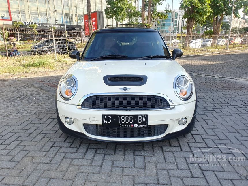 Jual Mobil MINI Cooper 2009 R56 1.6 di Jawa Timur Automatic Hatchback ...