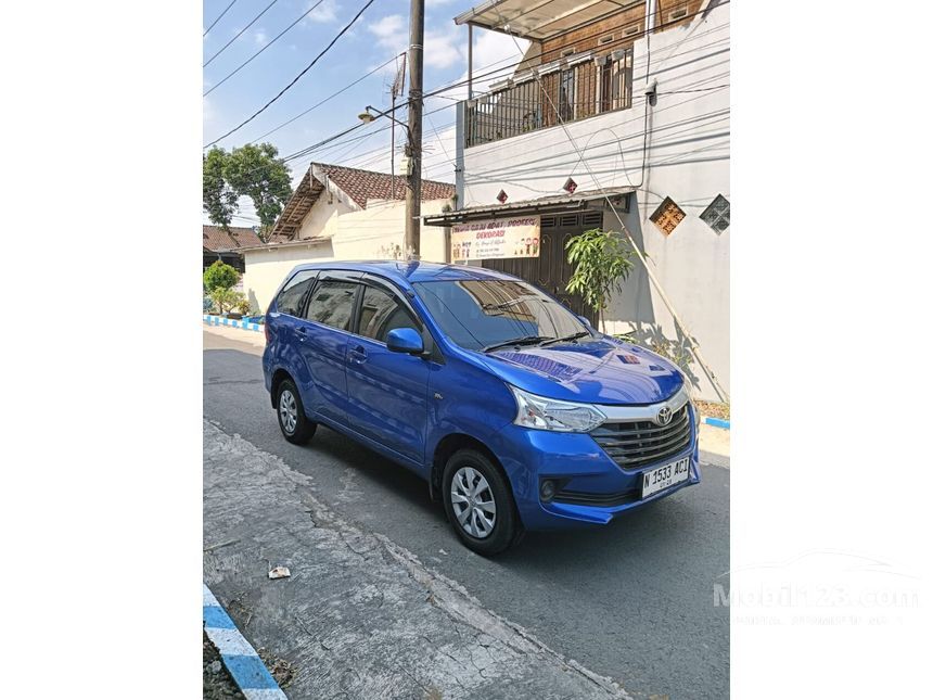 Jual Mobil Toyota Avanza 2018 E 1.3 di Jawa Timur Automatic MPV Biru Rp ...