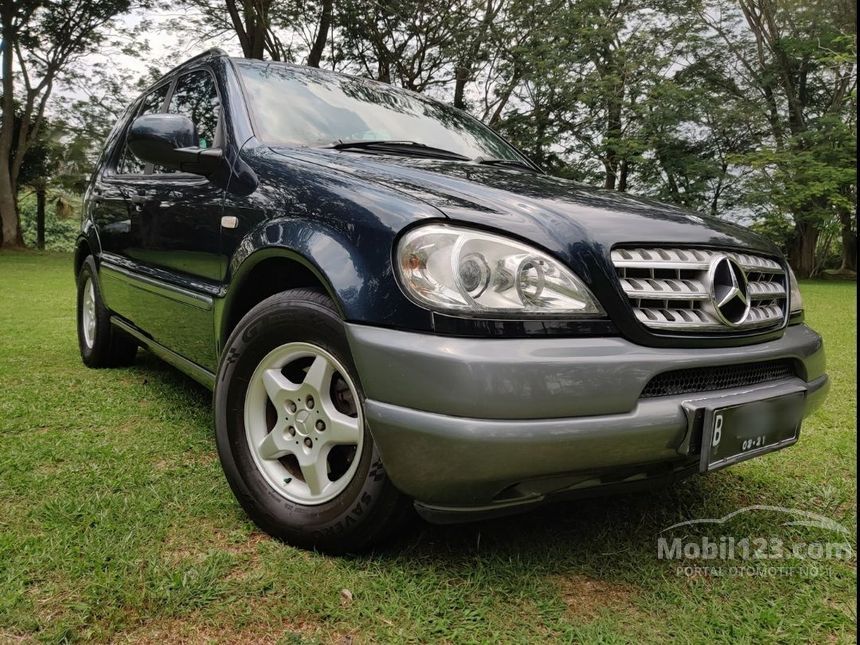 Jual Mobil Mercedes-Benz ML270 2000 2.7 di Banten Manual SUV Hitam Rp 125.000.000 - 7407638 ...