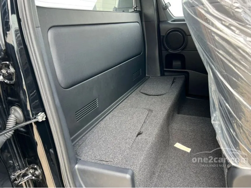 2022 Toyota Hilux Revo 2.4 SMARTCAB Prerunner Rocco Pickup มือสอง One2car