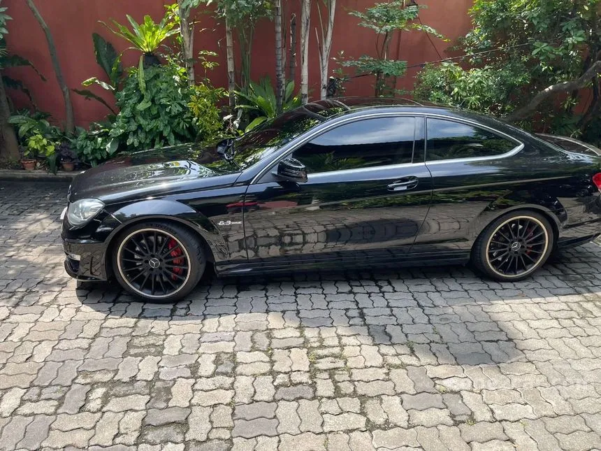 2012 Mercedes-Benz C63 AMG 6.2 W204 (ปี 08-14) 6.2 V8 Sedan AT มือสอง ...