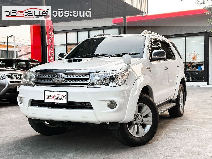 2010 Toyota FORTUNER 3.0 (ปี 08-11) V SUV for sale on One2car