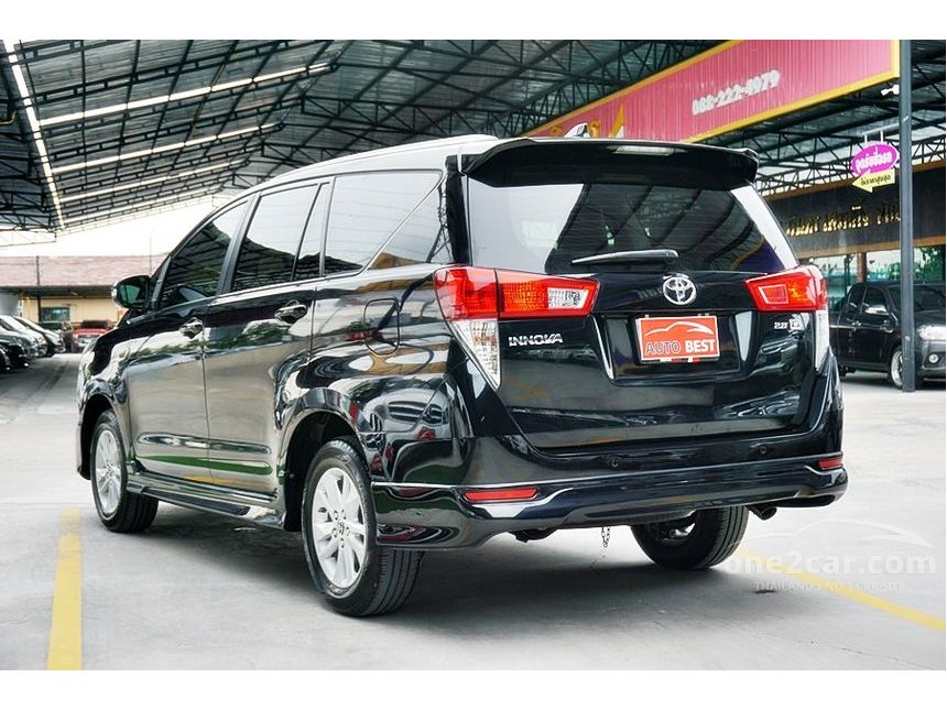 Toyota Innova 2017 Crysta G 2.8 in กรุงเทพและปริมณฑล Automatic Wagon สี ...