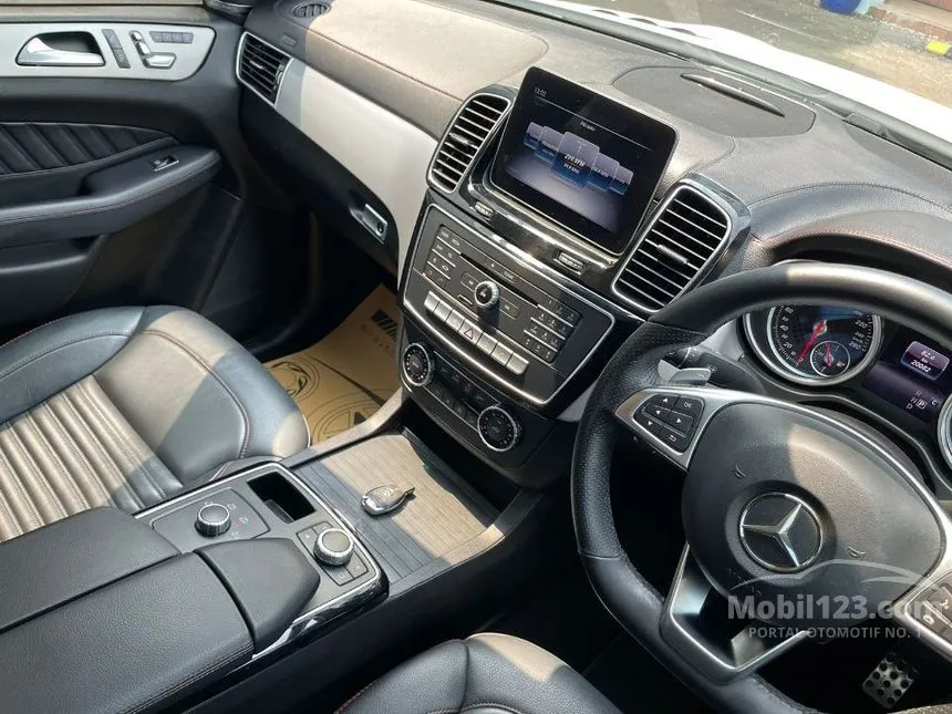 Jual Mobil Mercedes-Benz GLE400 2019 AMG 4MATIC 3.0 di DKI Jakarta Automatic Coupe Putih Rp 1 ...