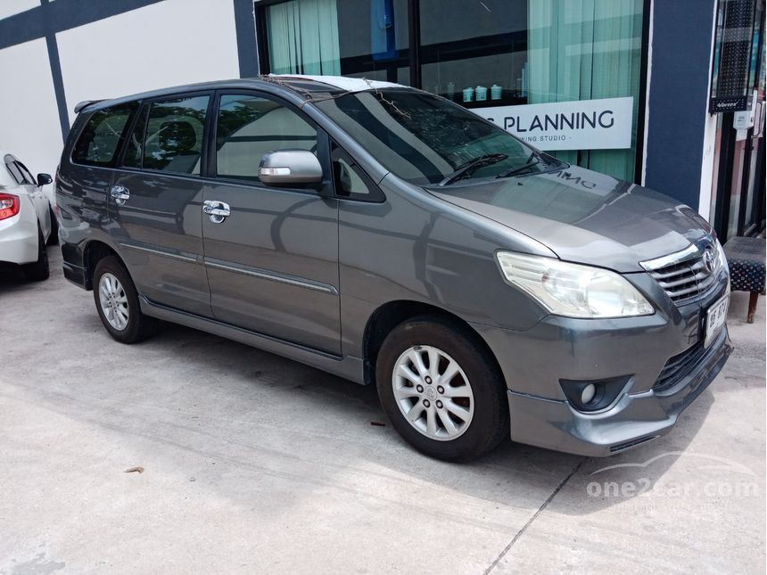 Toyota Innova 2013 V 2.0 in ภาคตะวันออก Automatic Wagon สีเทา for ...