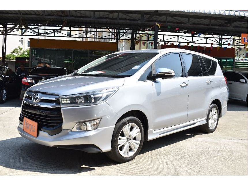 2016 Toyota Innova 2.8 (ปี 16-20) Crysta V Wagon for sale on One2car