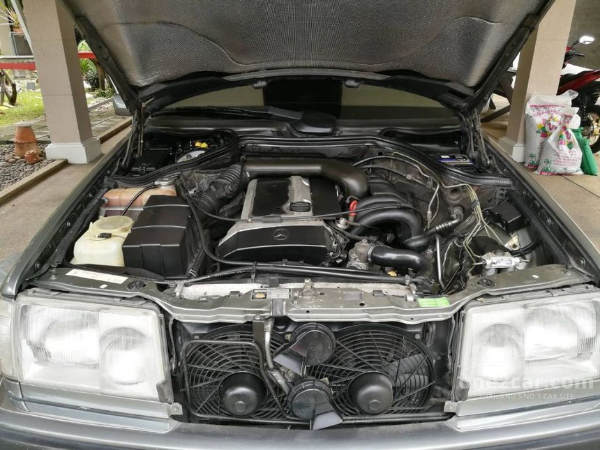 Mercedes-Benz 280E 1993 W124 (ปี 85-96) 2.8 เกียร์อัตโนมัติ สีเทา ...