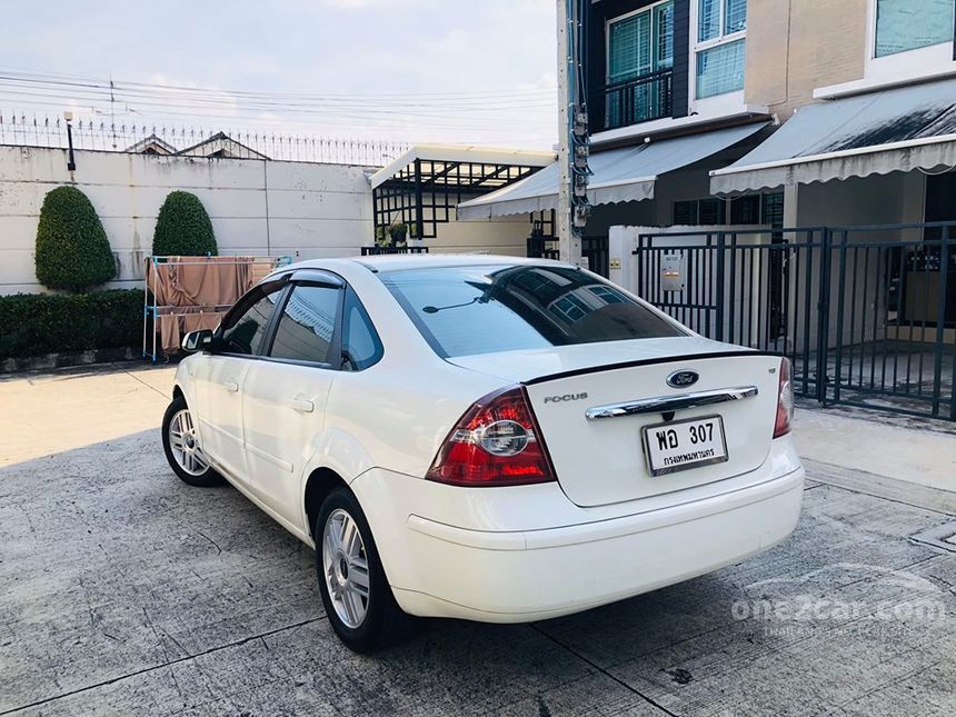 Ford Focus 2006 Ghia 1.8 in กรุงเทพและปริมณฑล Automatic Sedan สีขาว for ...