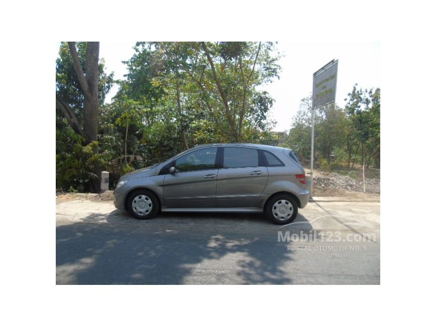 Jual Mobil Mercedes-Benz B170 2007 B170 1.7 di Jawa Timur Automatic ...