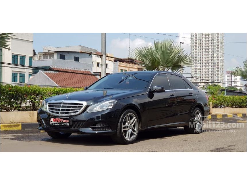 Jual Mobil Mercedes-Benz E200 2014 Classic 2.0 di DKI Jakarta Automatic ...