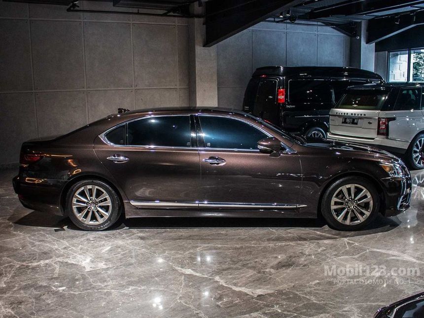 Jual Mobil Lexus LS460L 2014 LS460L 4.6 di DKI Jakarta Automatic Sedan ...