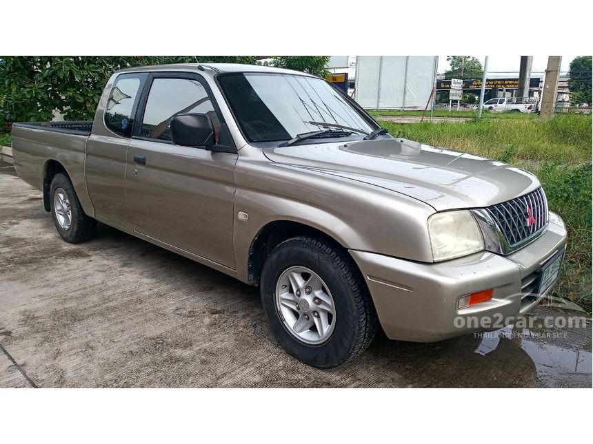 Mitsubishi Strada 2002 MEGA CAB GLX 2.8 เกียร์ธรรมดา สีทอง | One2car ...