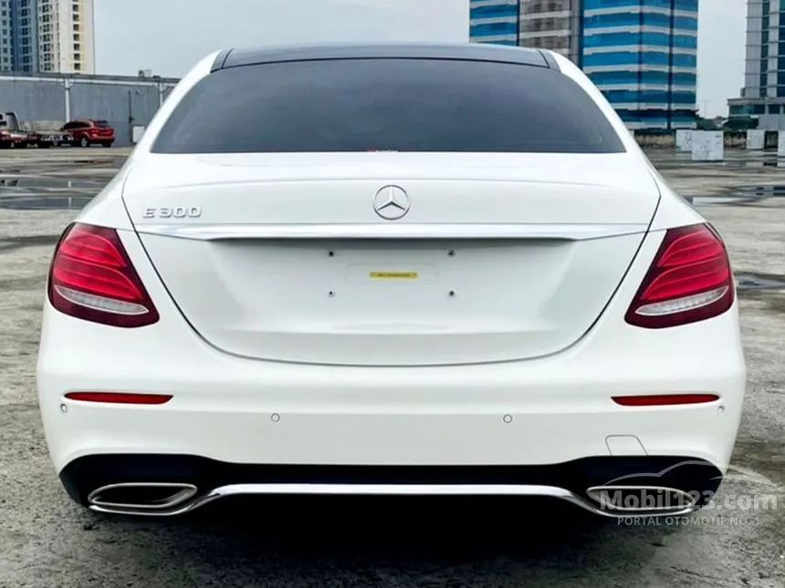Jual Mobil Mercedes-Benz E300 2017 AMG Line 2.0 di DKI Jakarta ...