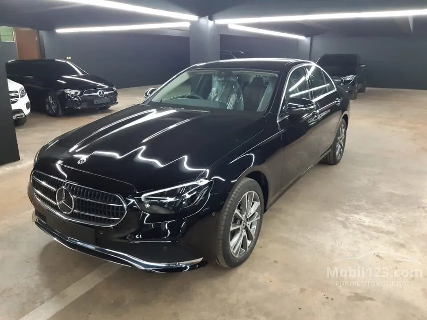 Jual Mobil Mercedes-Benz E200 2022 Avantgarde 2.0 di DKI Jakarta Automatic Sedan Hitam Rp 995. ...