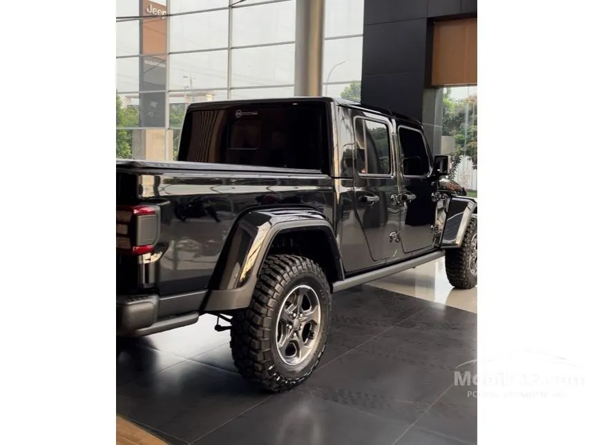 Jual Mobil Jeep Gladiator 2022 Rubicon 3.6 di DKI Jakarta Automatic ...