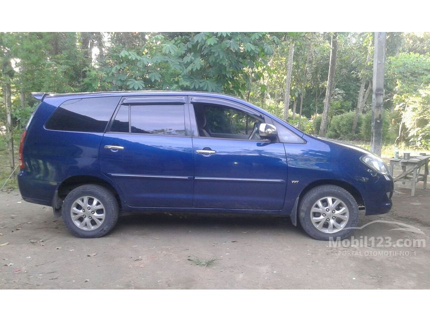 Jual Mobil Toyota Kijang Innova 2004 V 2.0 di Yogyakarta Automatic MPV ...