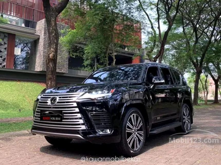 Jual Mobil Lexus LX600 2024 VIP 3.4 di Banten Automatic Wagon Hitam Rp ...