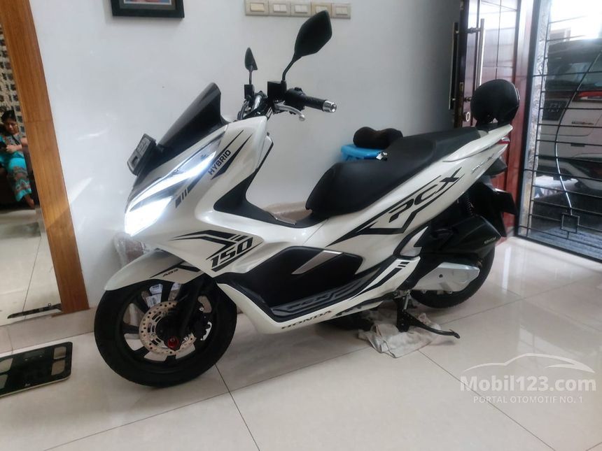 Jual Motor Honda PCX 2019 0.2 di DKI Jakarta Automatic Others Putih Rp ...