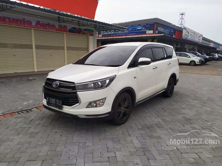 Jual Mobil Toyota Innova Venturer 2019 2.0 di Banten Manual Wagon Putih ...