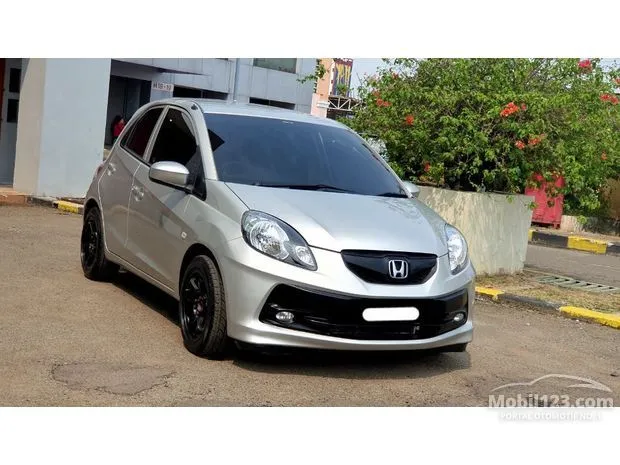 Jual Mobil Bekas Brio 2014 di Indonesia Harga Kredit Murah | Mobil123