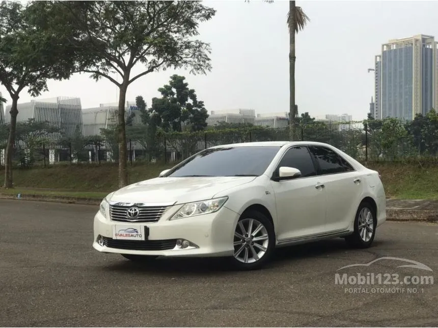 Jual Mobil Toyota Camry 2014 V 2.5 di DKI Jakarta Automatic Sedan Putih ...