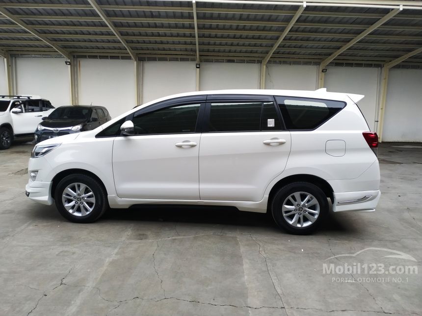 Jual Mobil Toyota Kijang Innova 2019 V 2.4 di Jawa Barat Automatic MPV ...