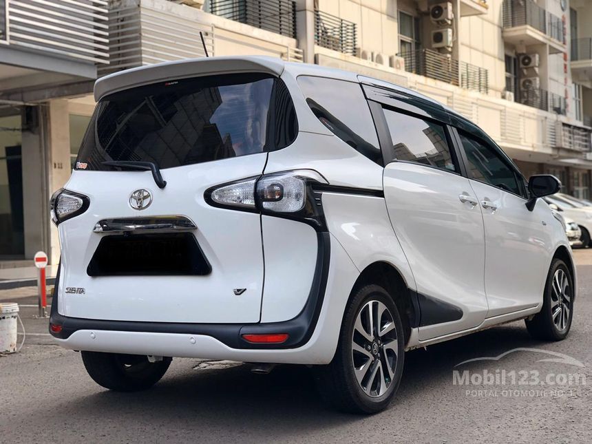 Jual Mobil Toyota Sienta 2018 V 1.5 di DKI Jakarta Automatic MPV Putih ...